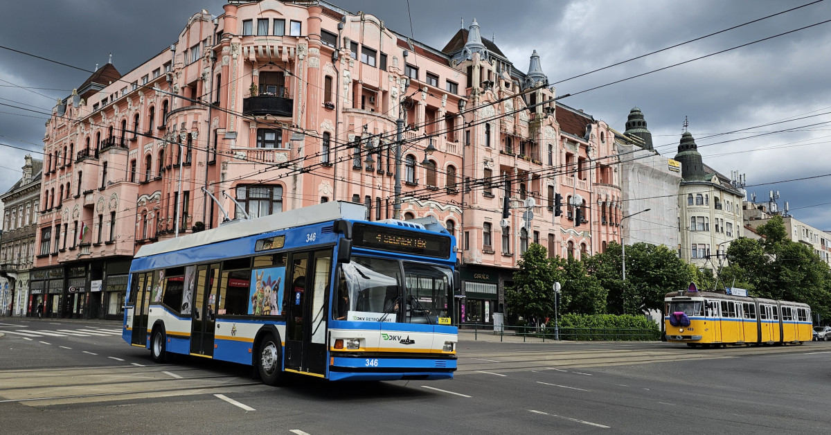 40 years of trolleybus history in Debrecen captured in photos – these ...