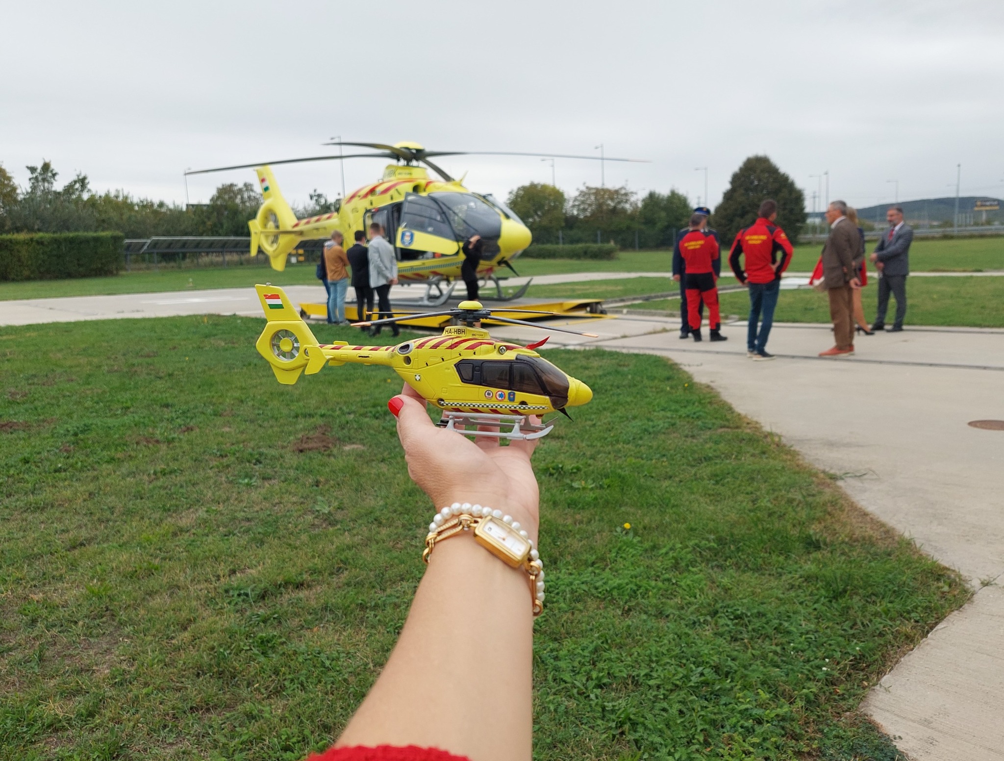 Give blood with the air rescue team – a lifesaving donation event in ...