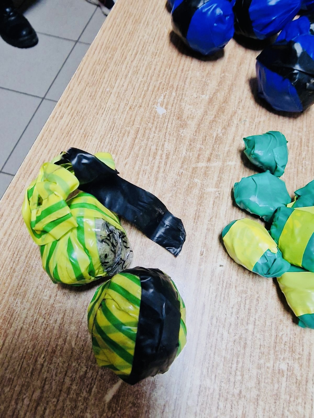 Ukrainian man caught on a bus in Debrecen with a full arsenal of drugs